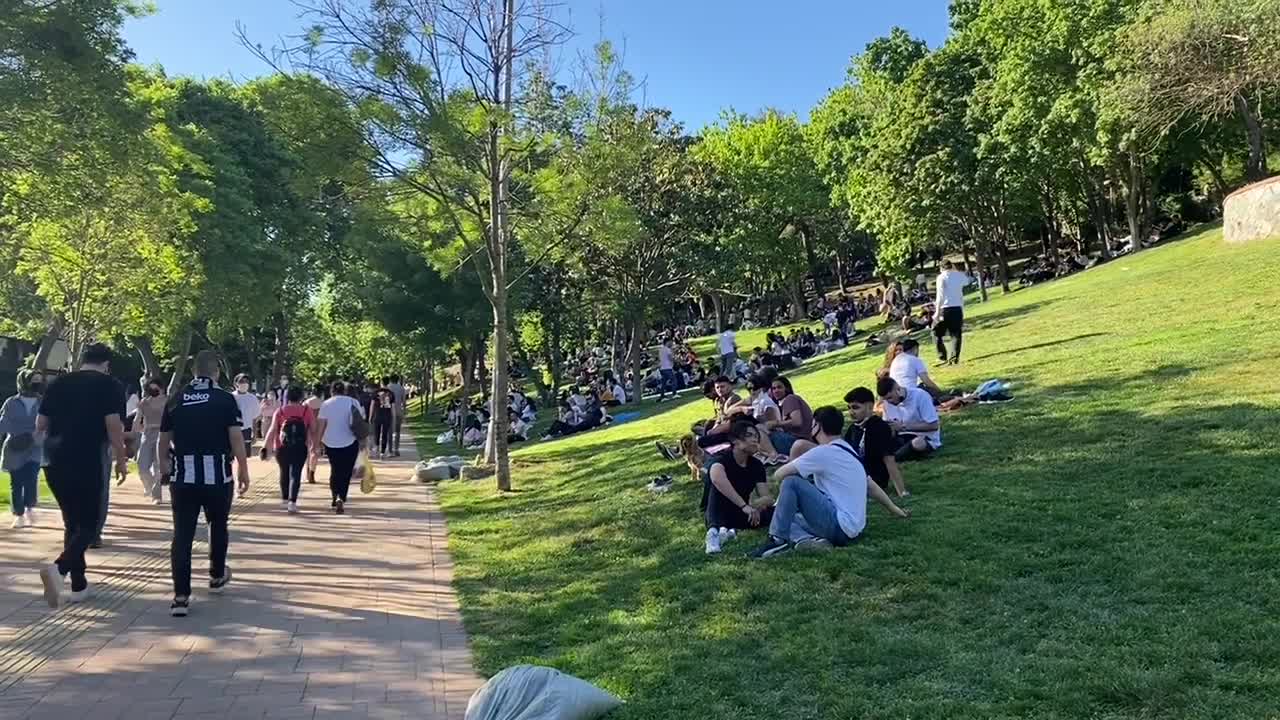 MAÇKA PARKI DOLDU TAŞTI